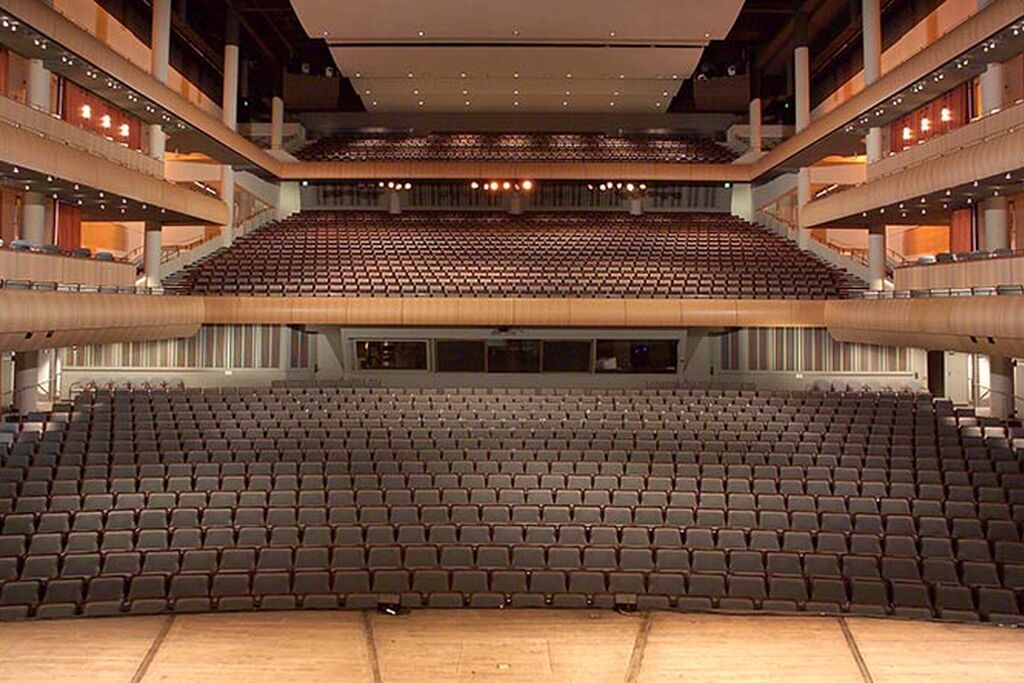 Blog Post: Seating configurations for auditoriums and theaters