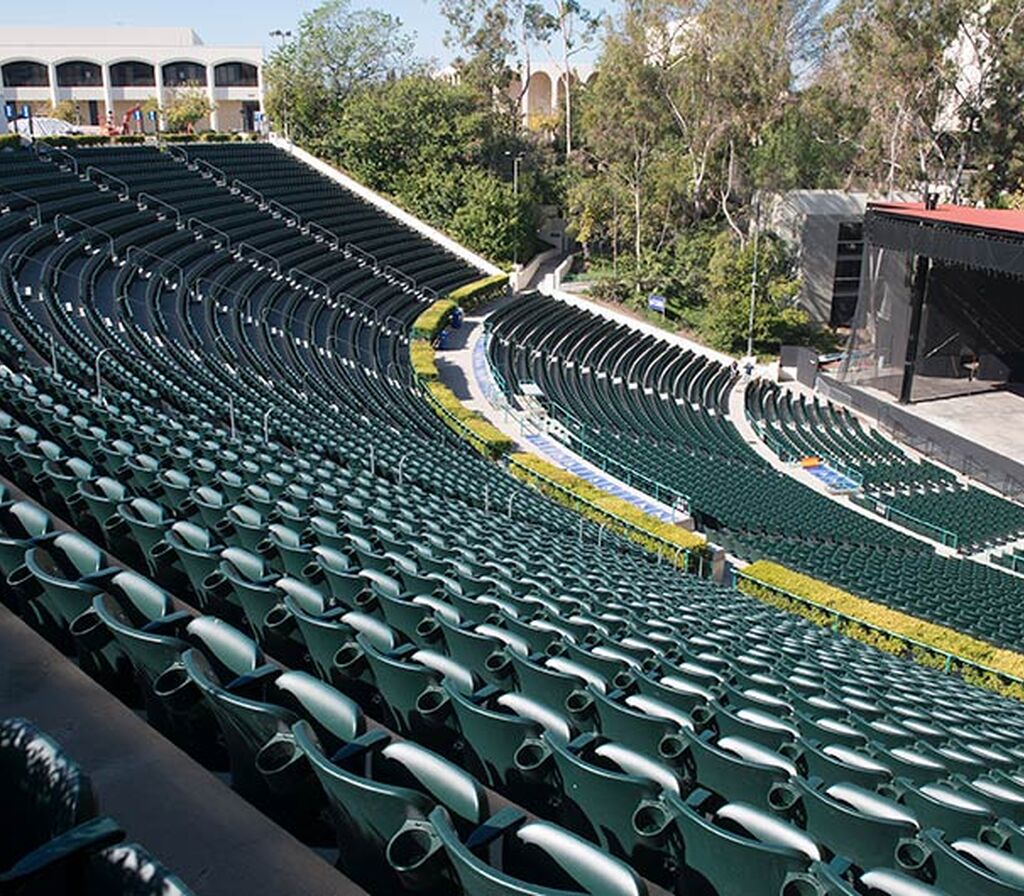 CalCoast amphitheater with model 130.45.35.35 Centurion outdoor…