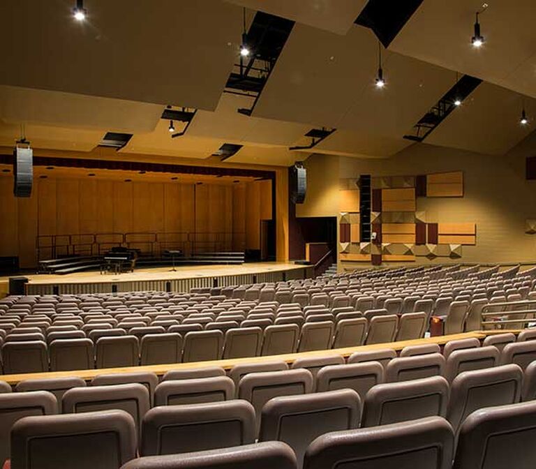 Independence High School with Irwin Seating model 51.12.17.4 Marquee